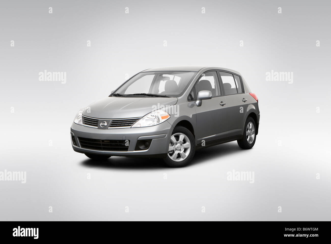 Nissan Versa Note Silver