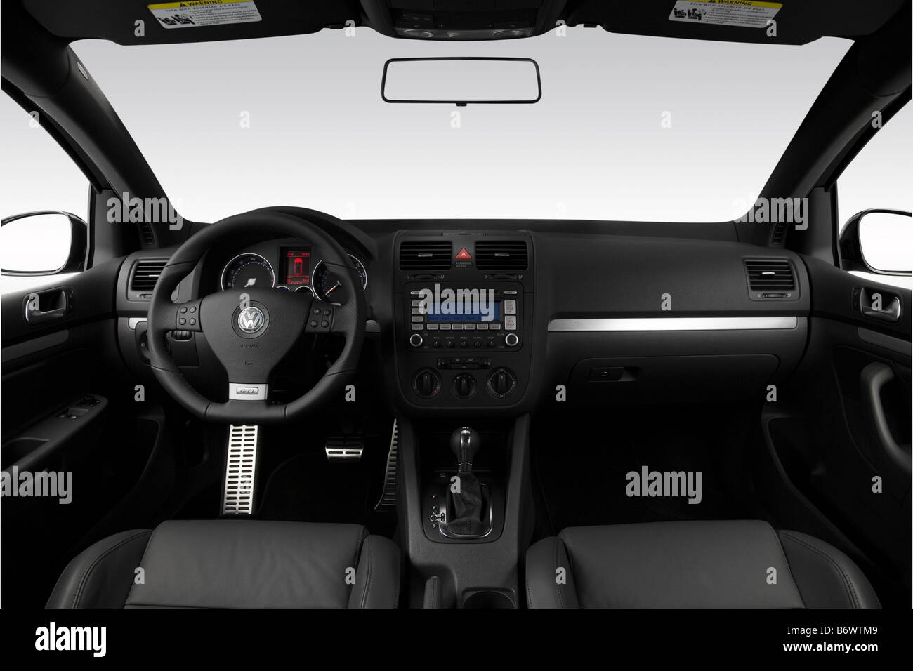 2009 Volkswagen GTI in Black - Dashboard, center console, gear shifter ...