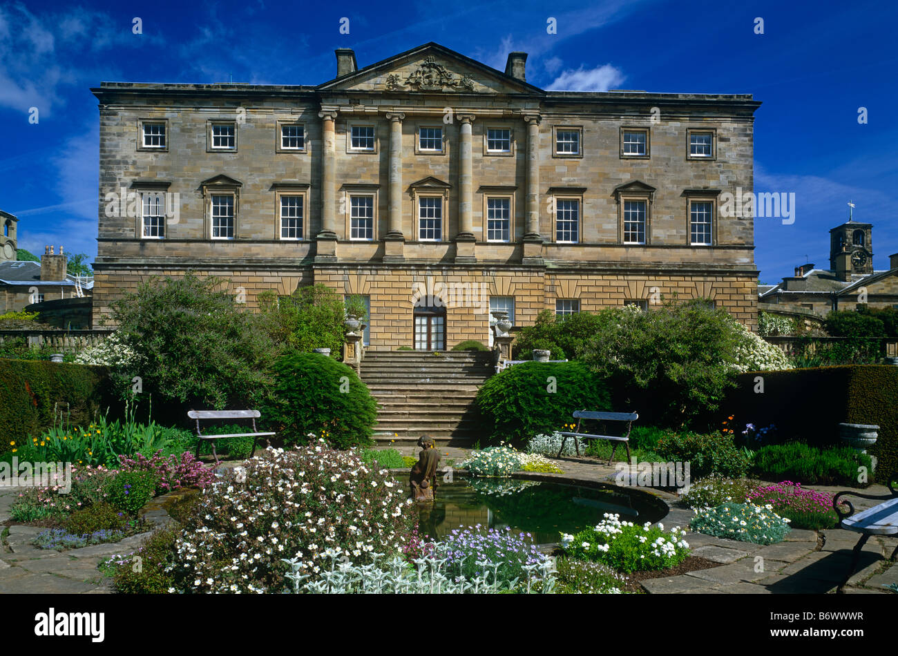 Howick hall and gardens hi-res stock photography and images - Alamy
