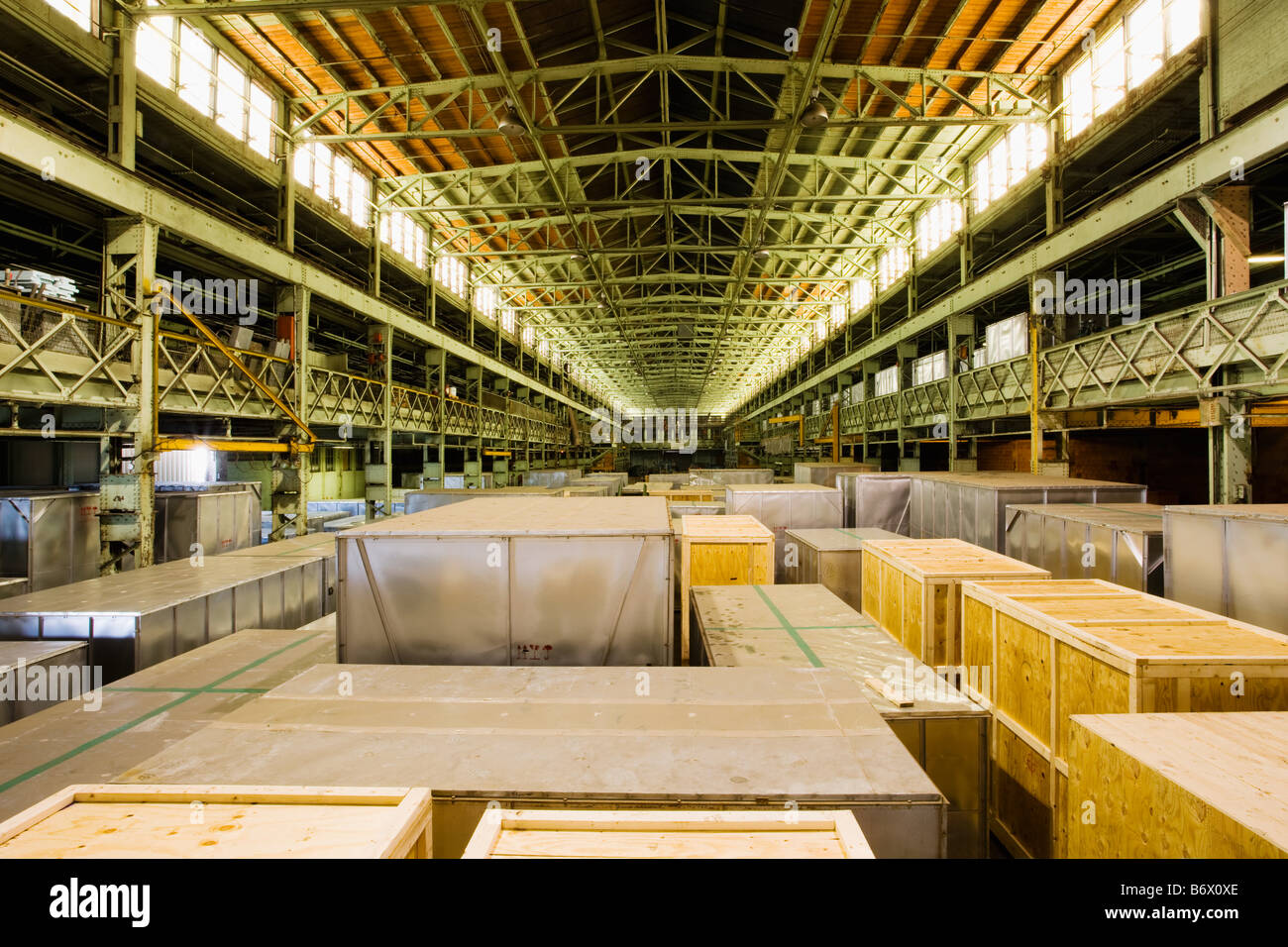 Crates in a warehouse Stock Photo - Alamy