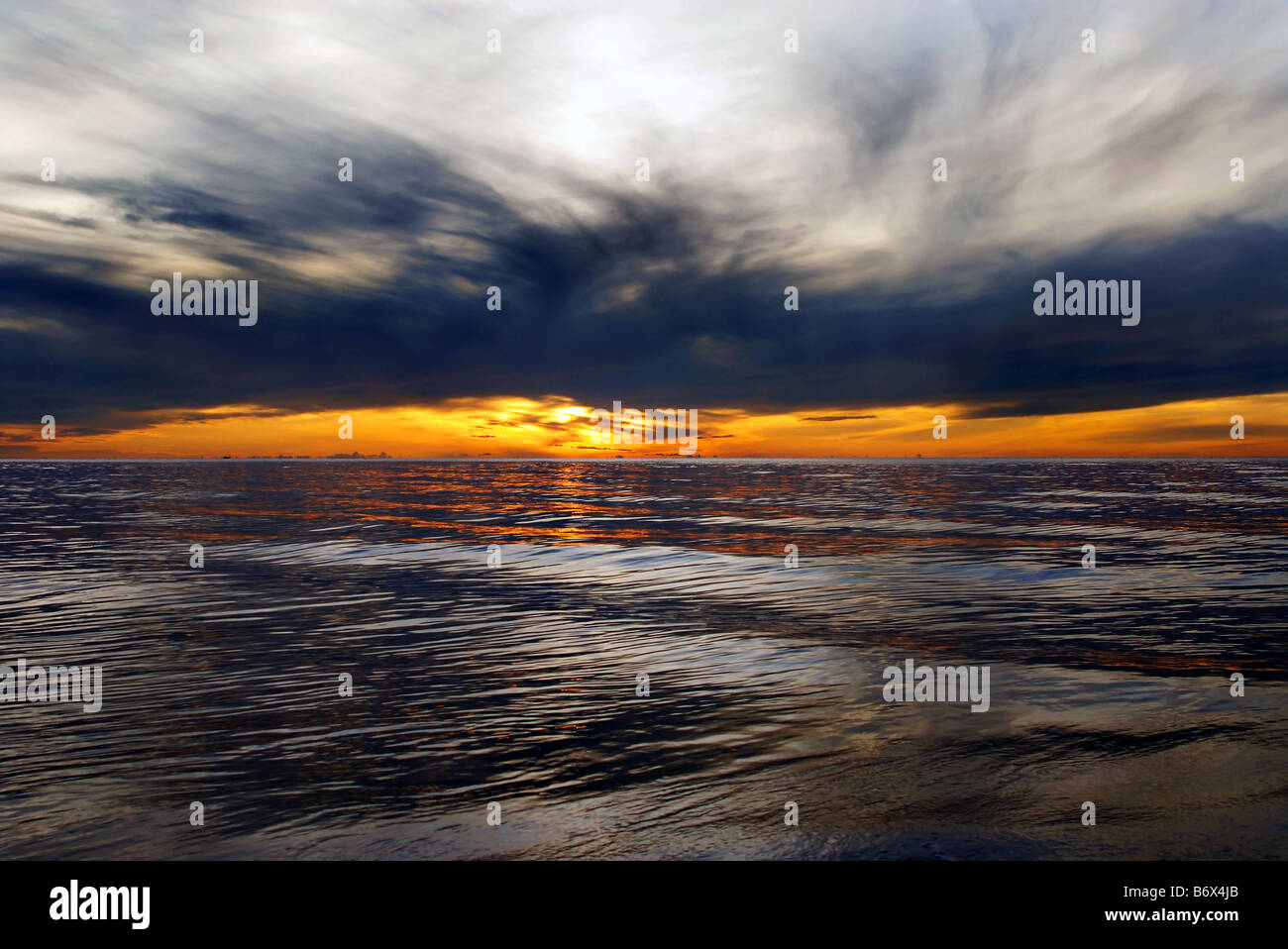 Powerful sunrise hi-res stock photography and images - Alamy
