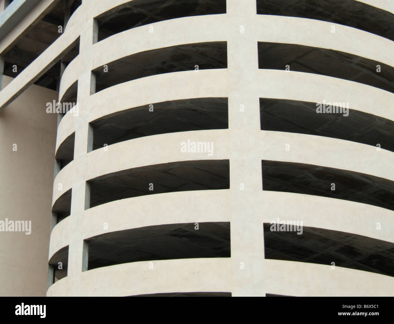 curved building façade Stock Photo - Alamy