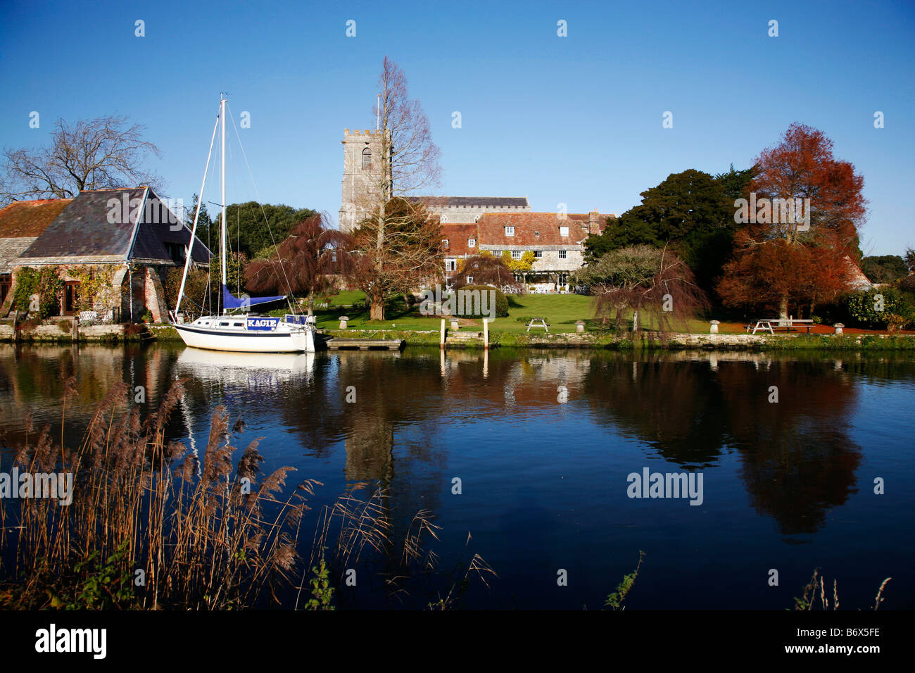 River frome dorset autumn hi-res stock photography and images - Alamy