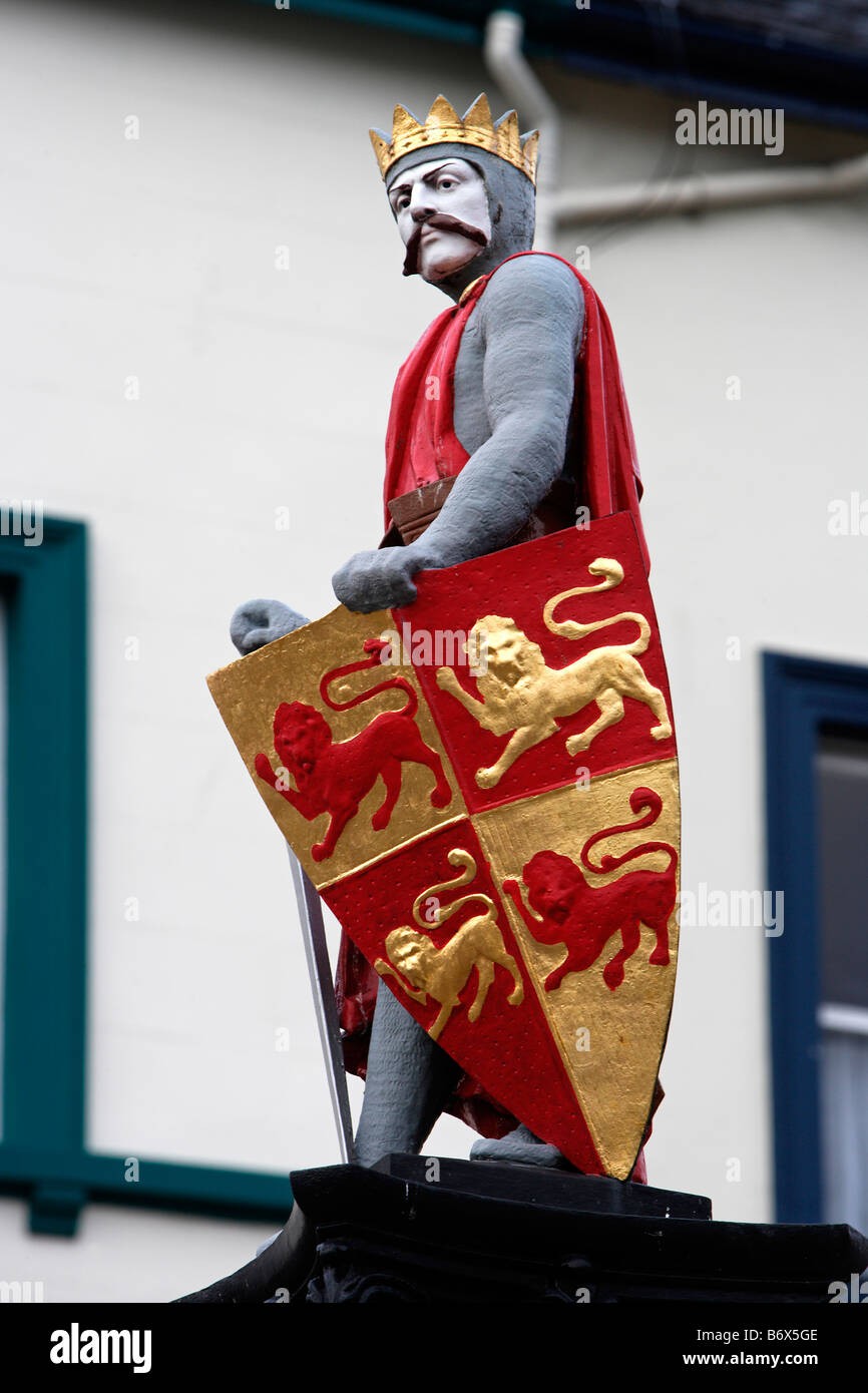 Convy Llywelyn the Great statue founder of Convy Lancaster Square Wales ...