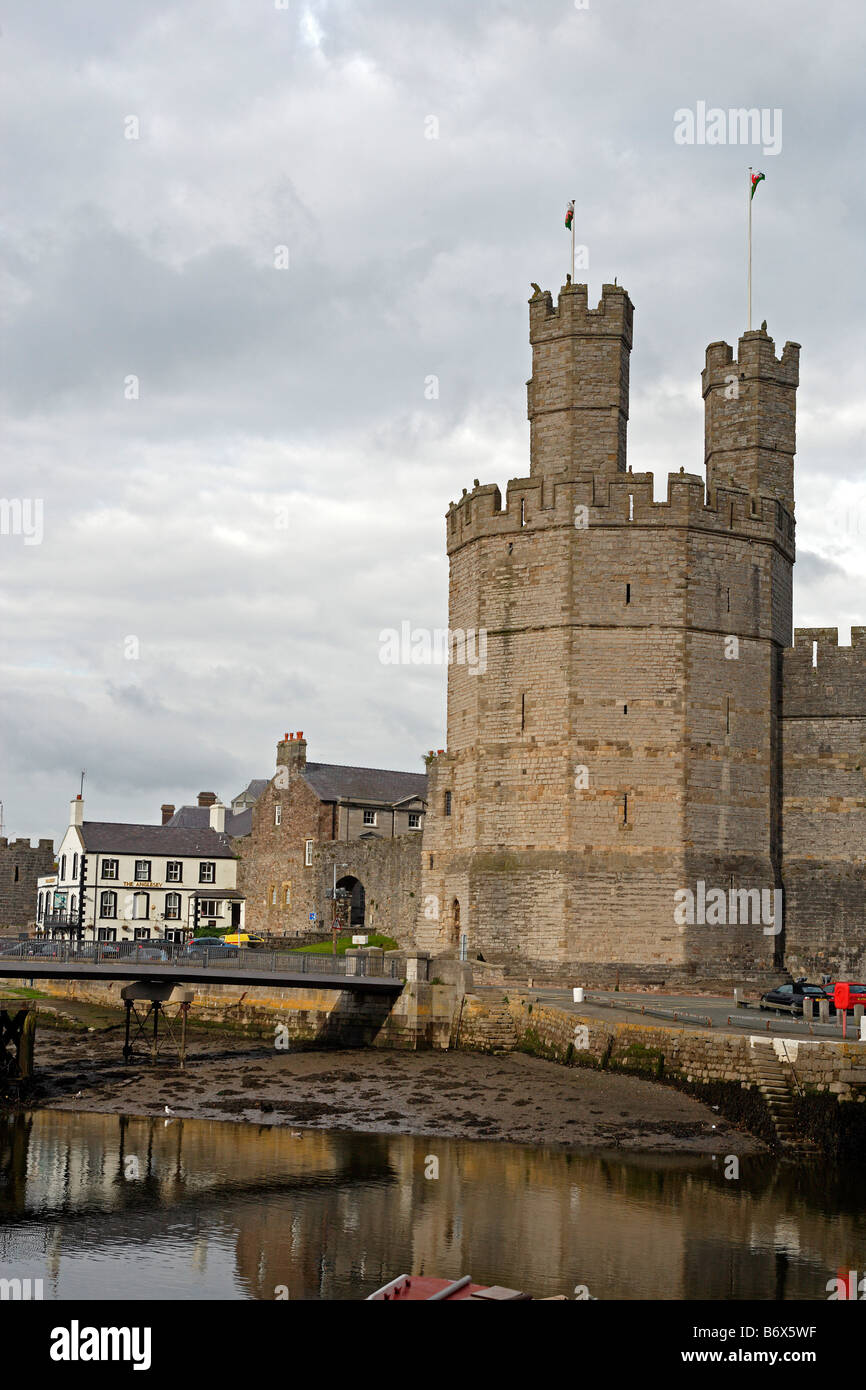 Caernarfon Castle Edward 1st largest castle in Wales polygonal towers ...