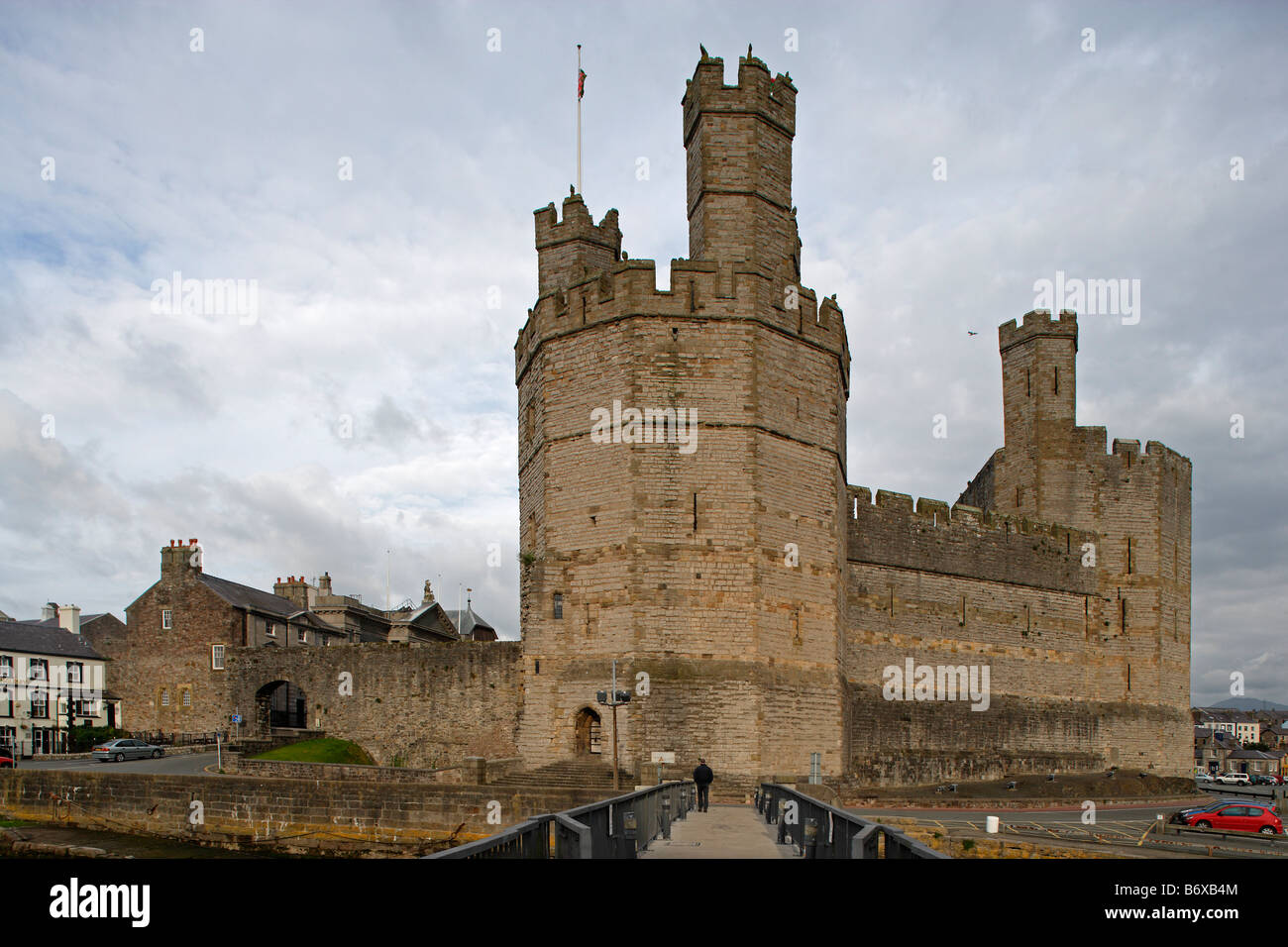 Caernarfon Castle Edward 1st largest castle in Wales polygonal towers ...
