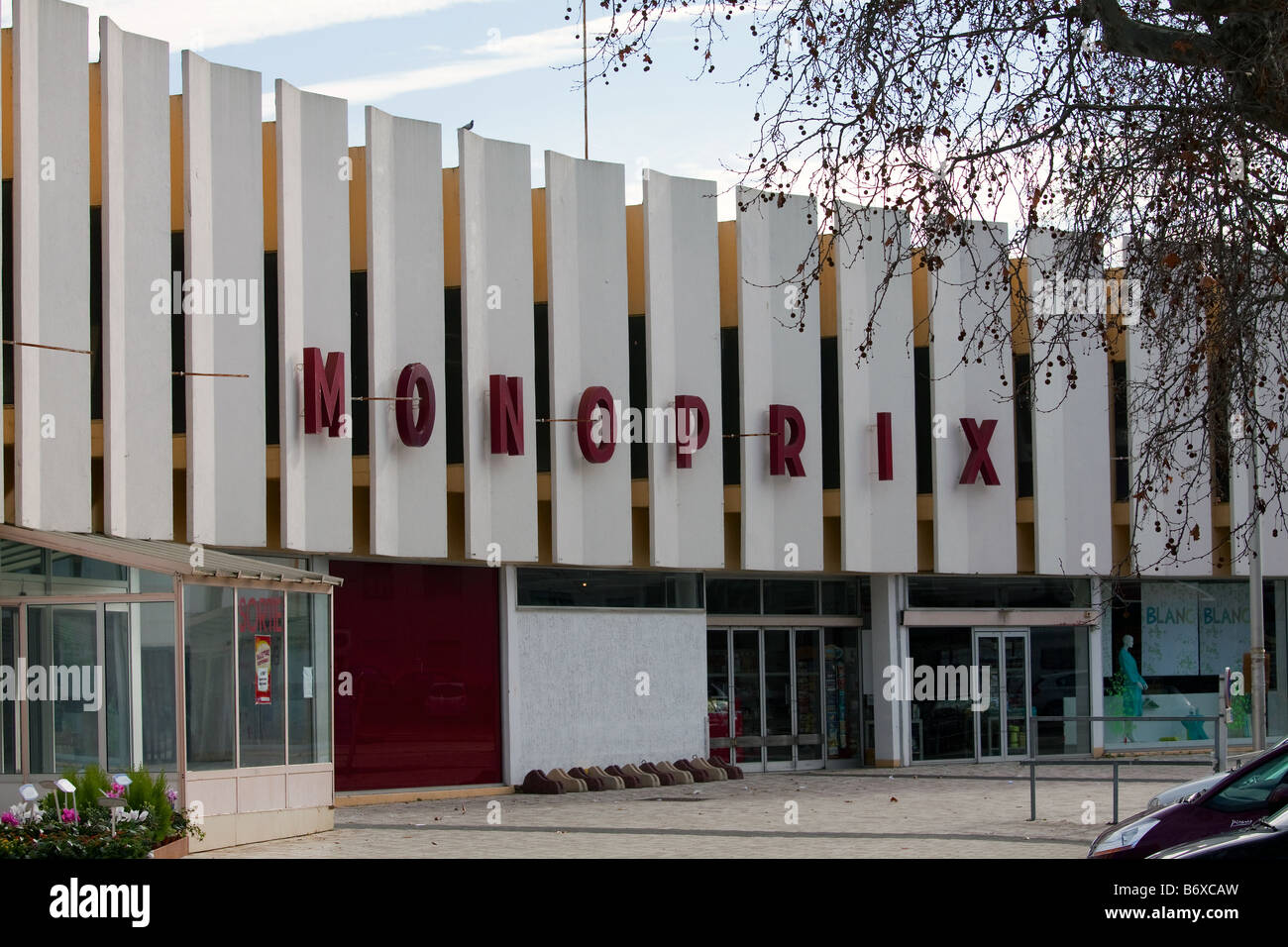 Monoprix supermarket hi-res stock photography and images - Alamy