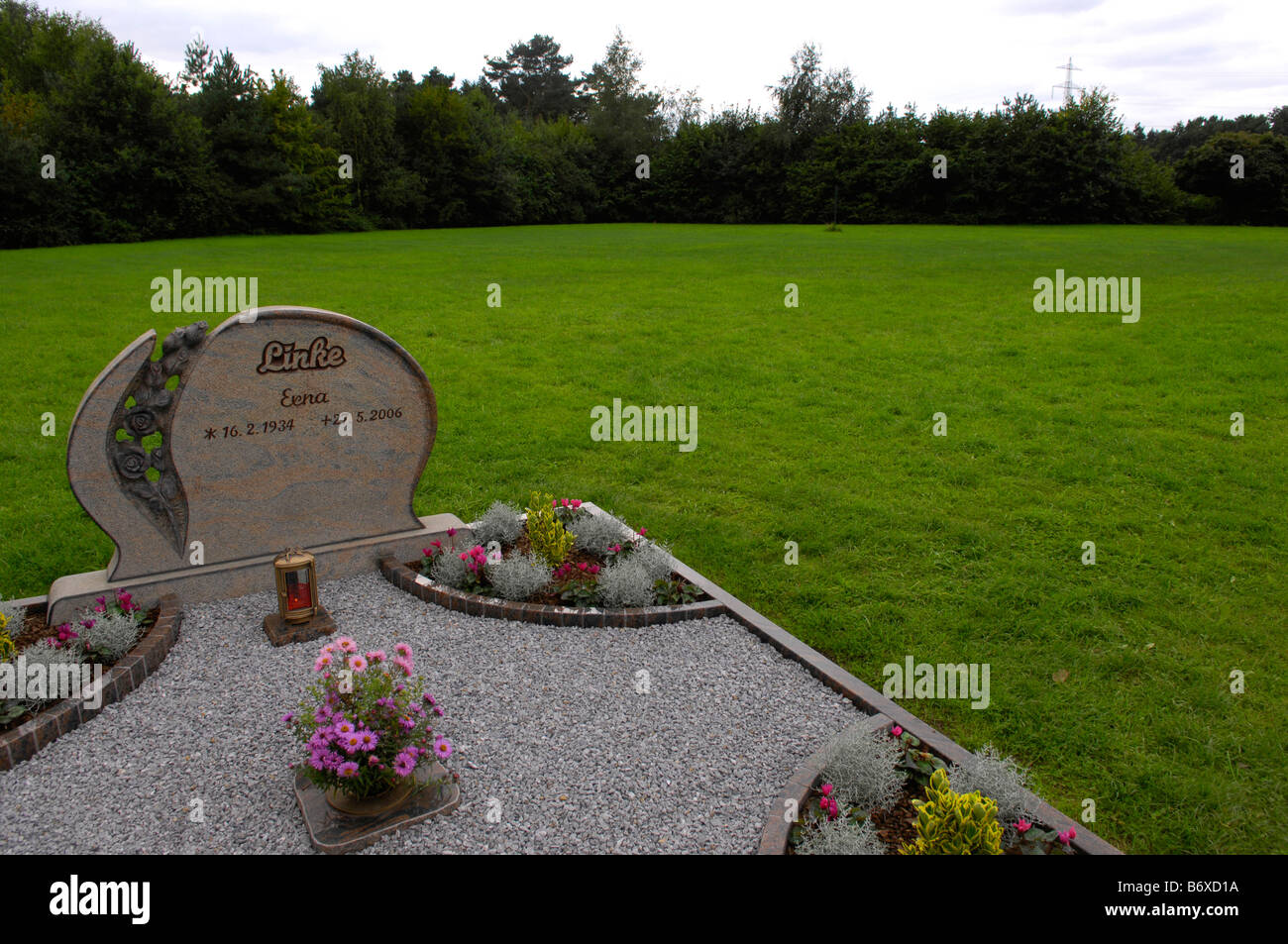 friedhof sennelager cemetery graveyard headstone death mortality ...
