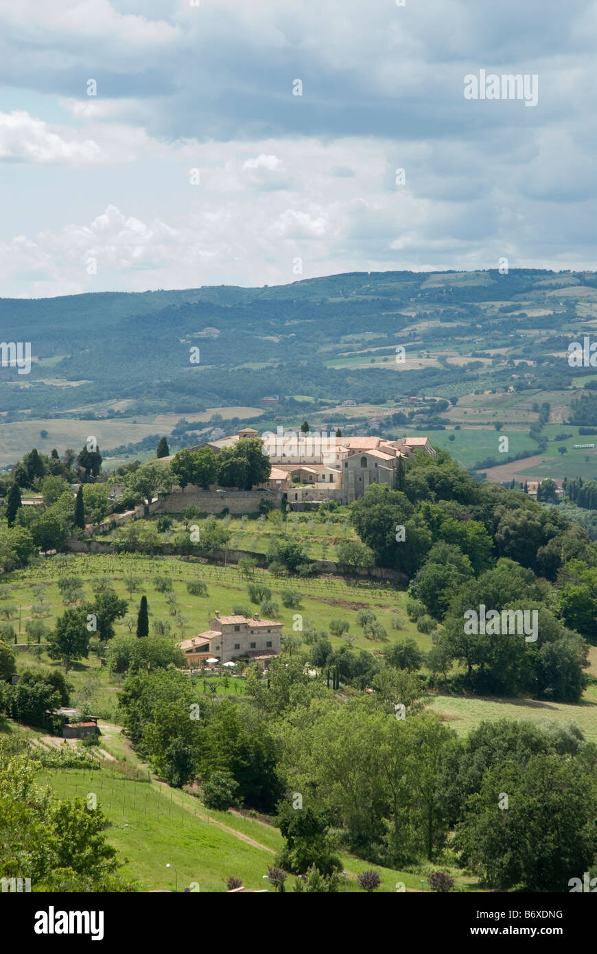Umbria landscape hi-res stock photography and images - Alamy