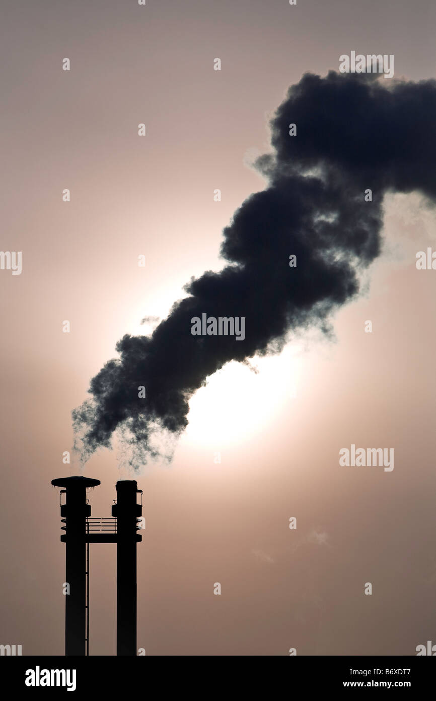 Fossil fuels pollution hi-res stock photography and images - Alamy