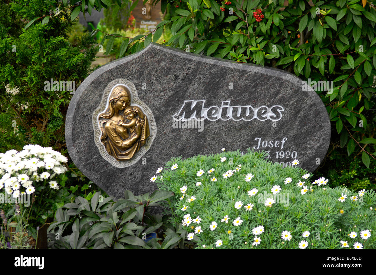 friedhof sennelager cemetery graveyard headstone death mortality ...