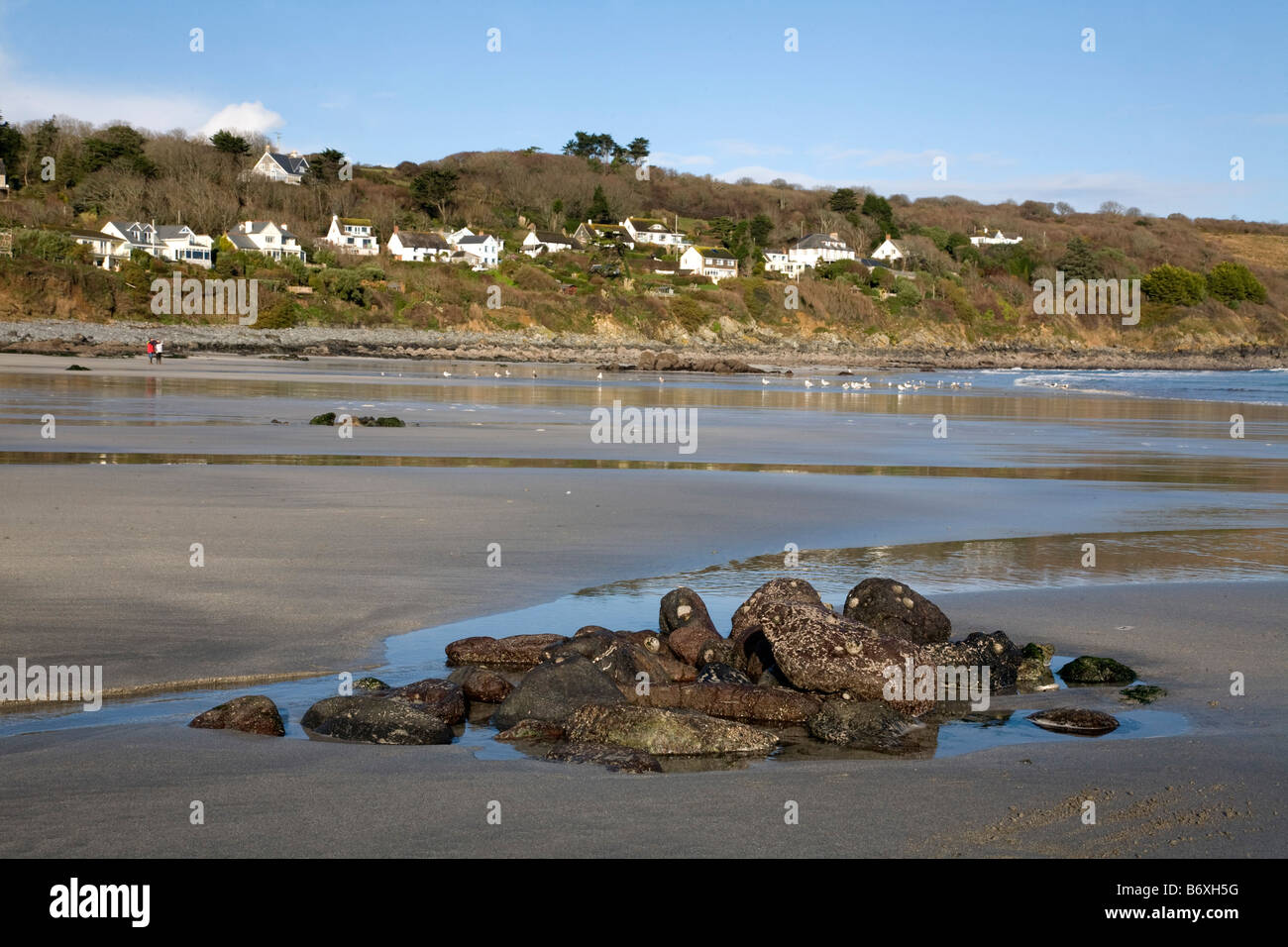 coverack beach cornwall Stock Photo - Alamy