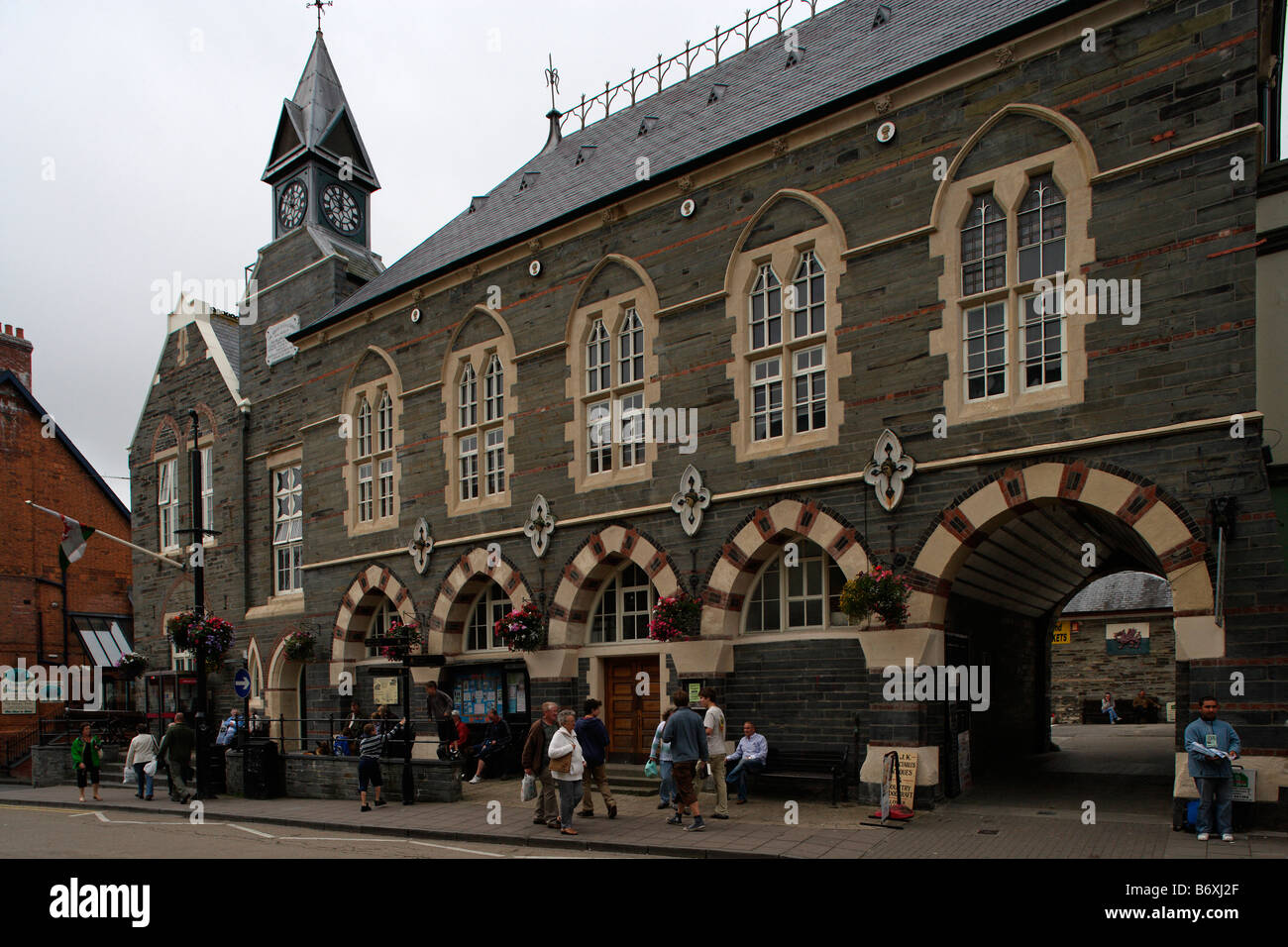 Cardigan guildhall hi-res stock photography and images - Alamy