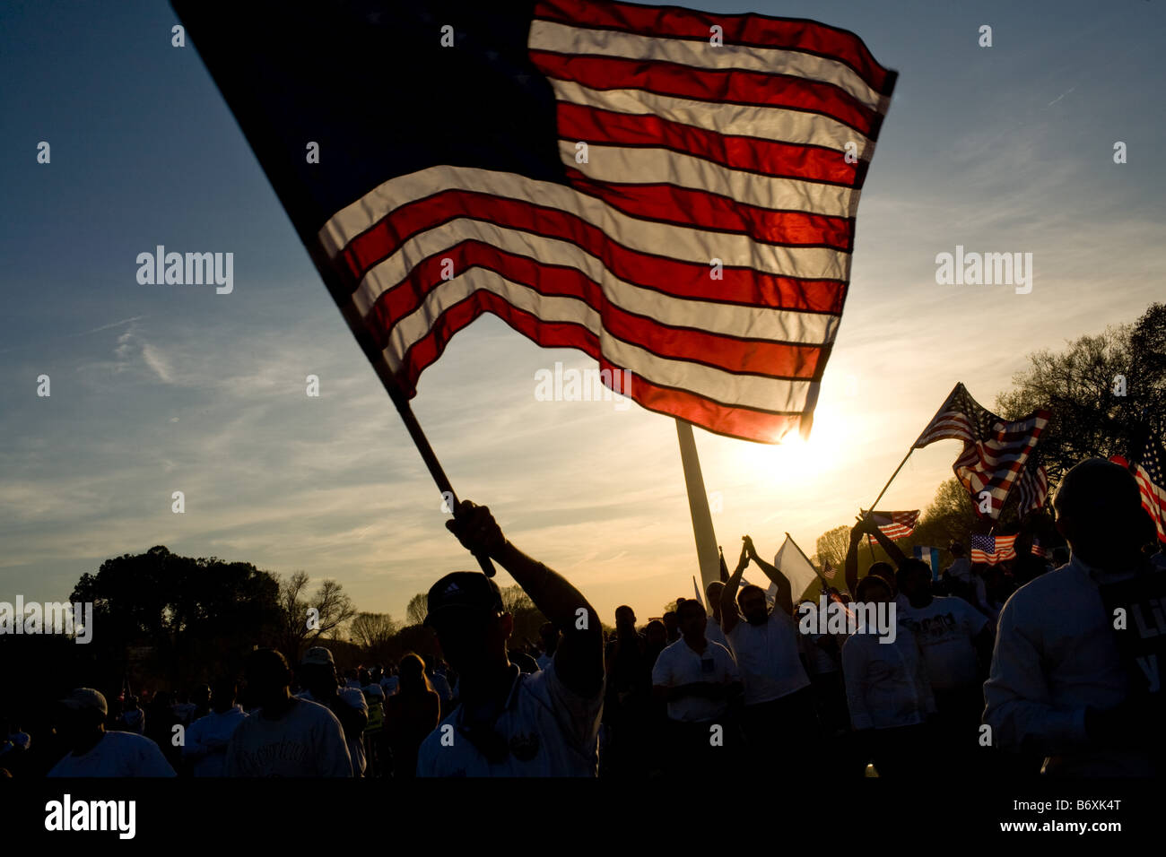 Immigration rights supporters demonstrate on the Mall to demand more ...