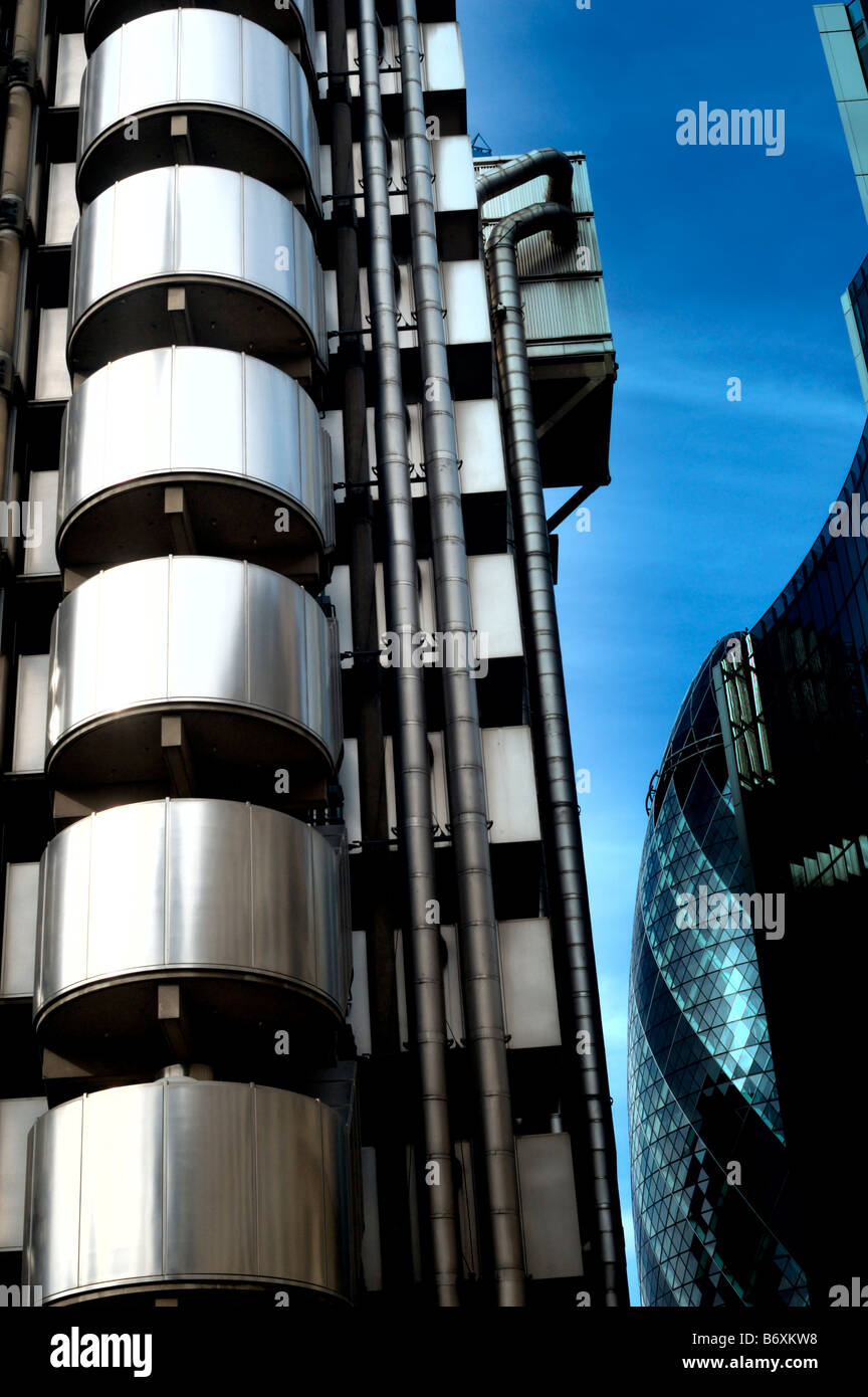 Gherkin lloyds building exterior hi-res stock photography and images ...