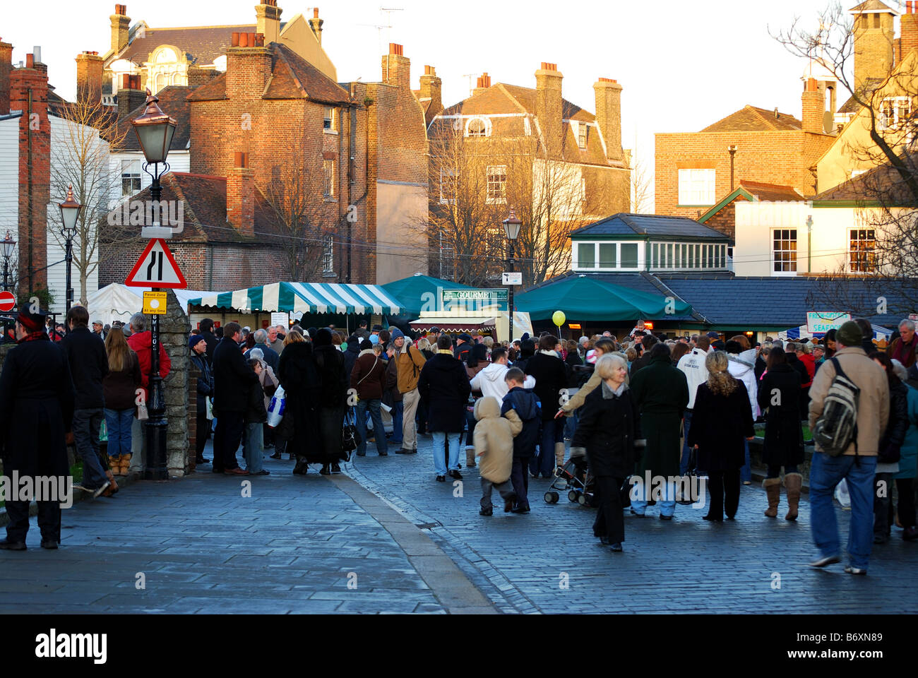 Rochester christmas market kent hi-res stock photography and images - Alamy
