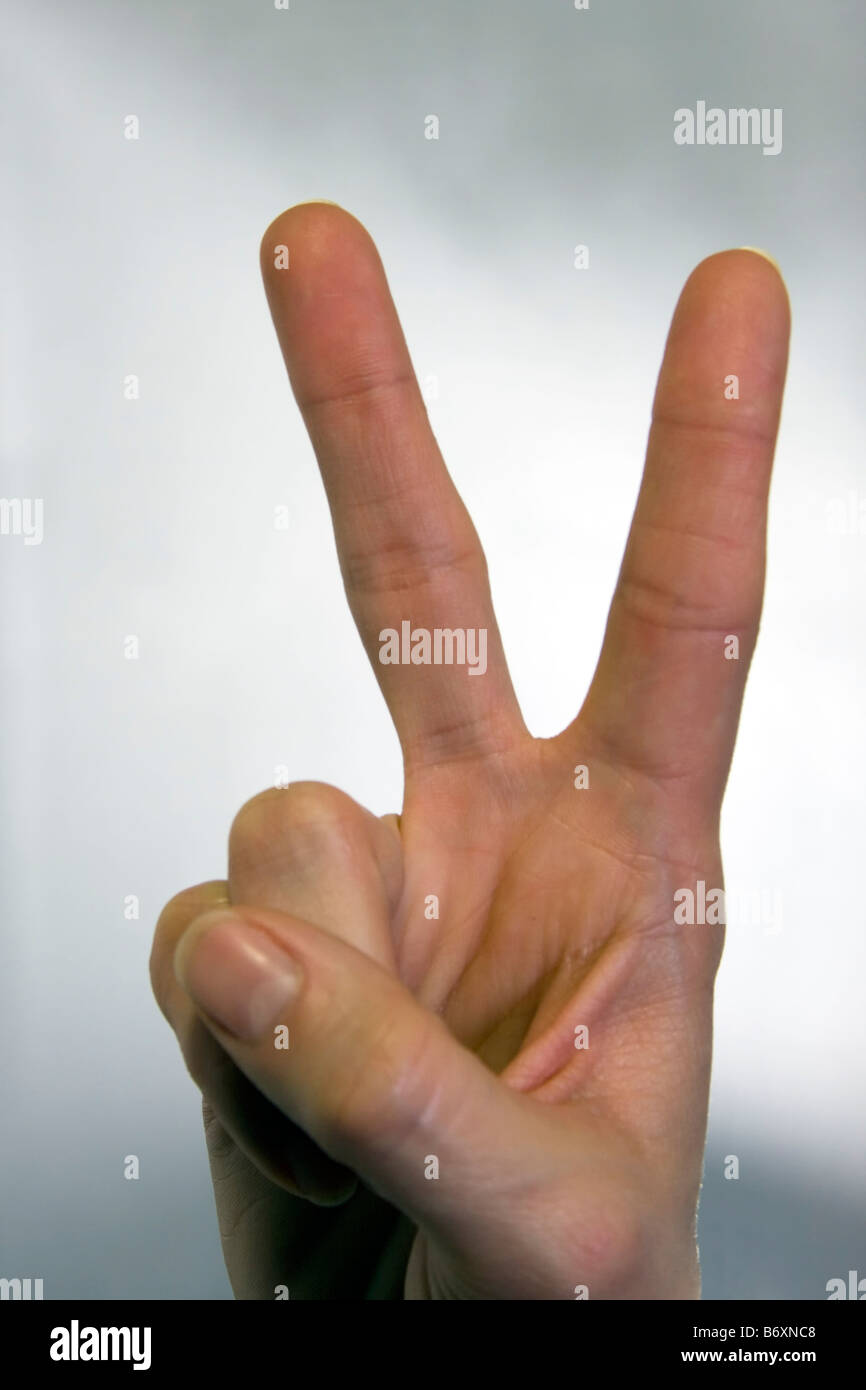 Hand peace signs hi-res stock photography and images - Alamy