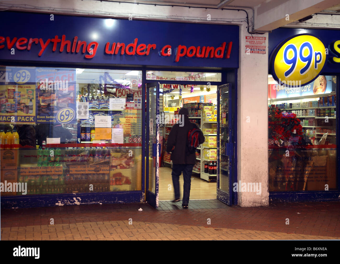 99 pence shop Stock Photo - Alamy