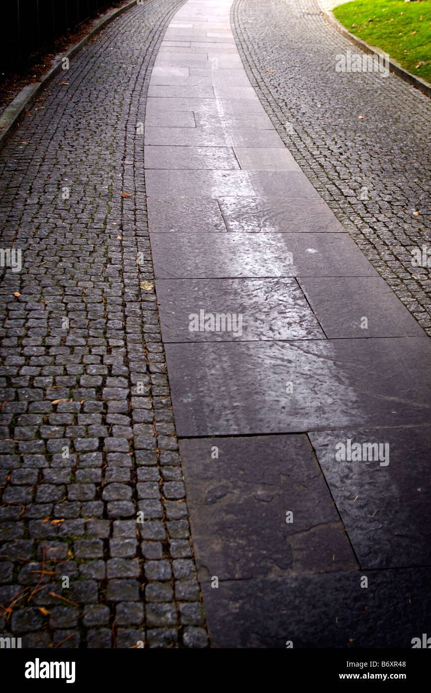curved cobble drive Stock Photo - Alamy