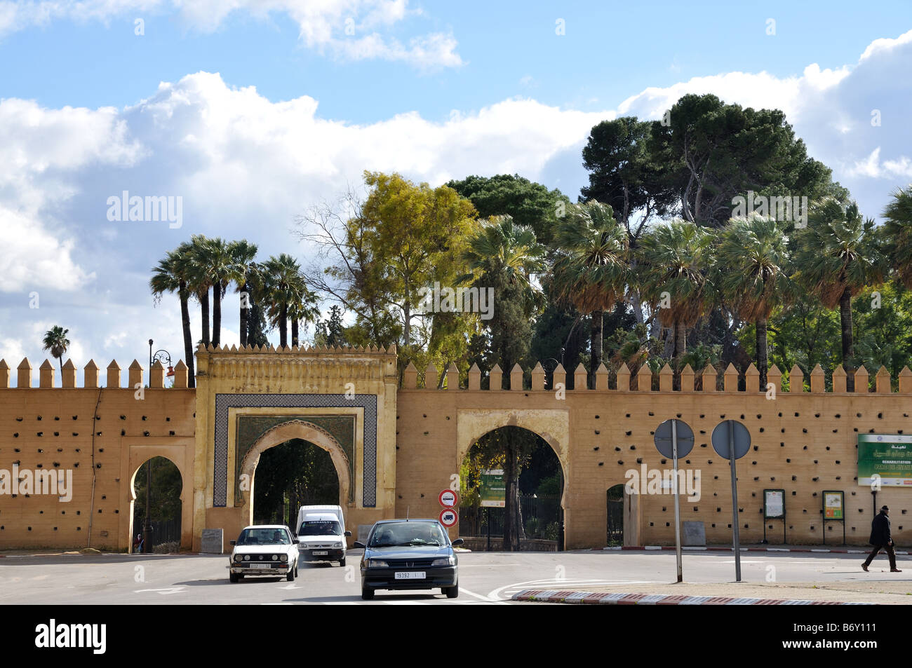 Ancient city wall of Fes, Morocco Stock Photo - Alamy