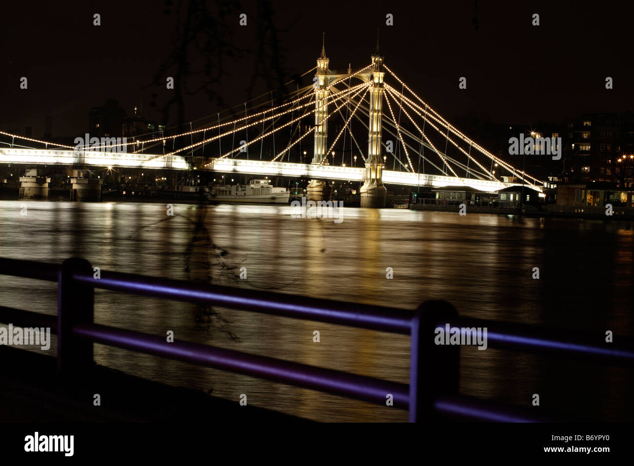 Albert bridge lights at night hi-res stock photography and images - Alamy