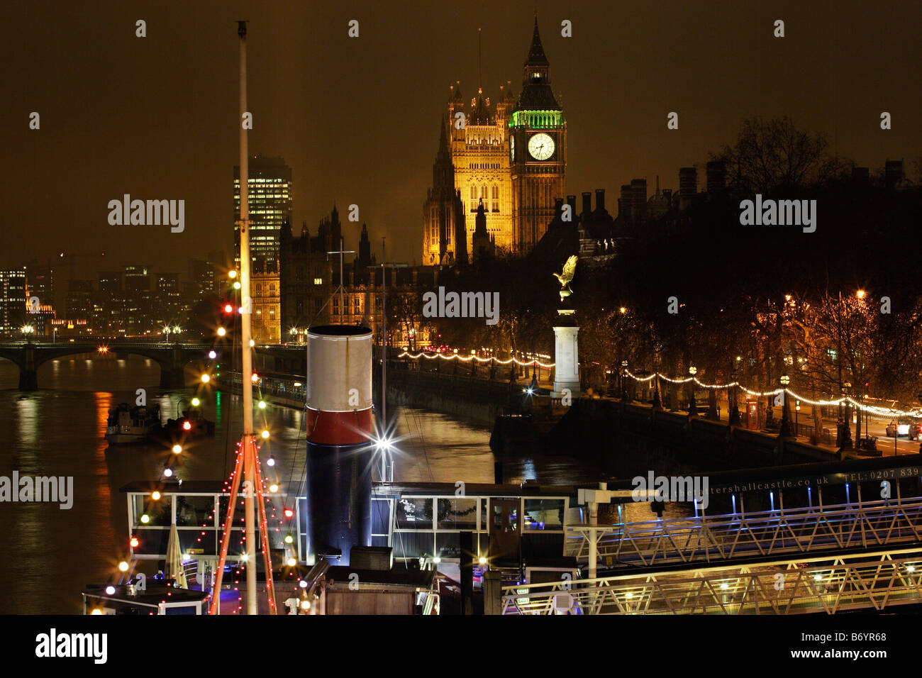 London Embankment At Night High Resolution Stock Photography and Images ...