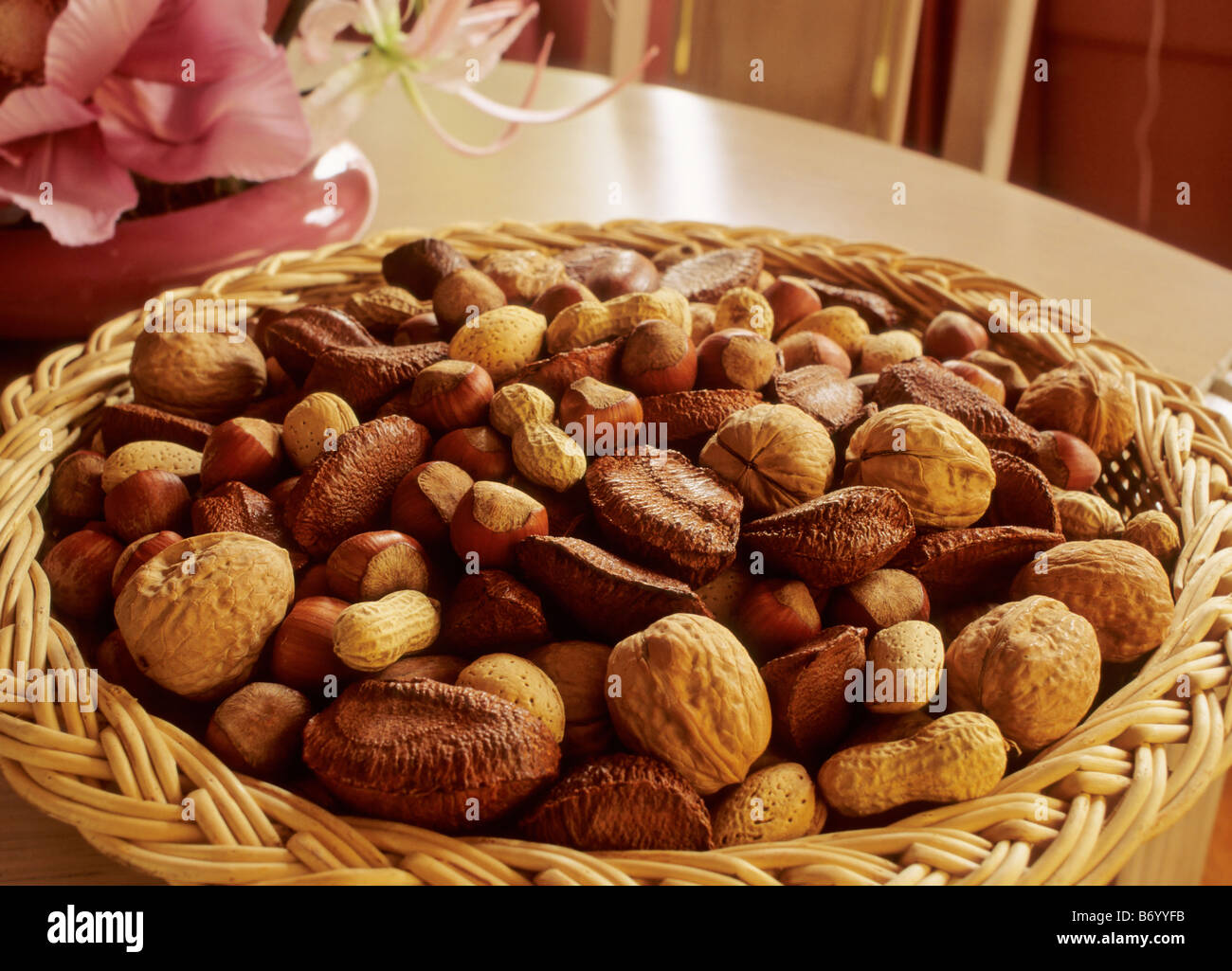 Chestnuts peanuts walnuts hi-res stock photography and images - Alamy