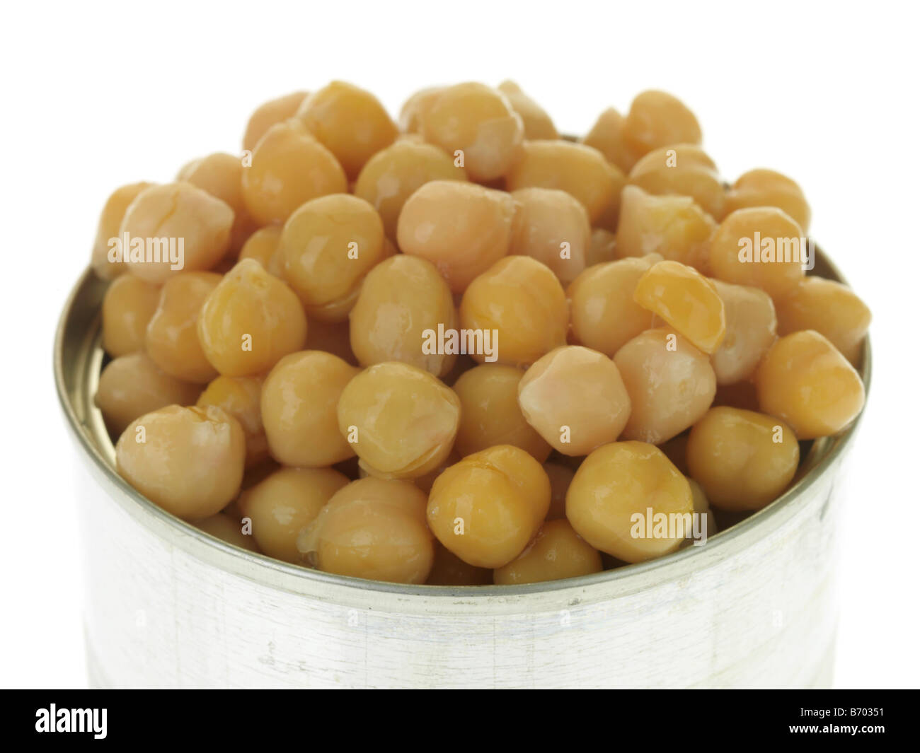 Chickpeas tin hi-res stock photography and images - Alamy
