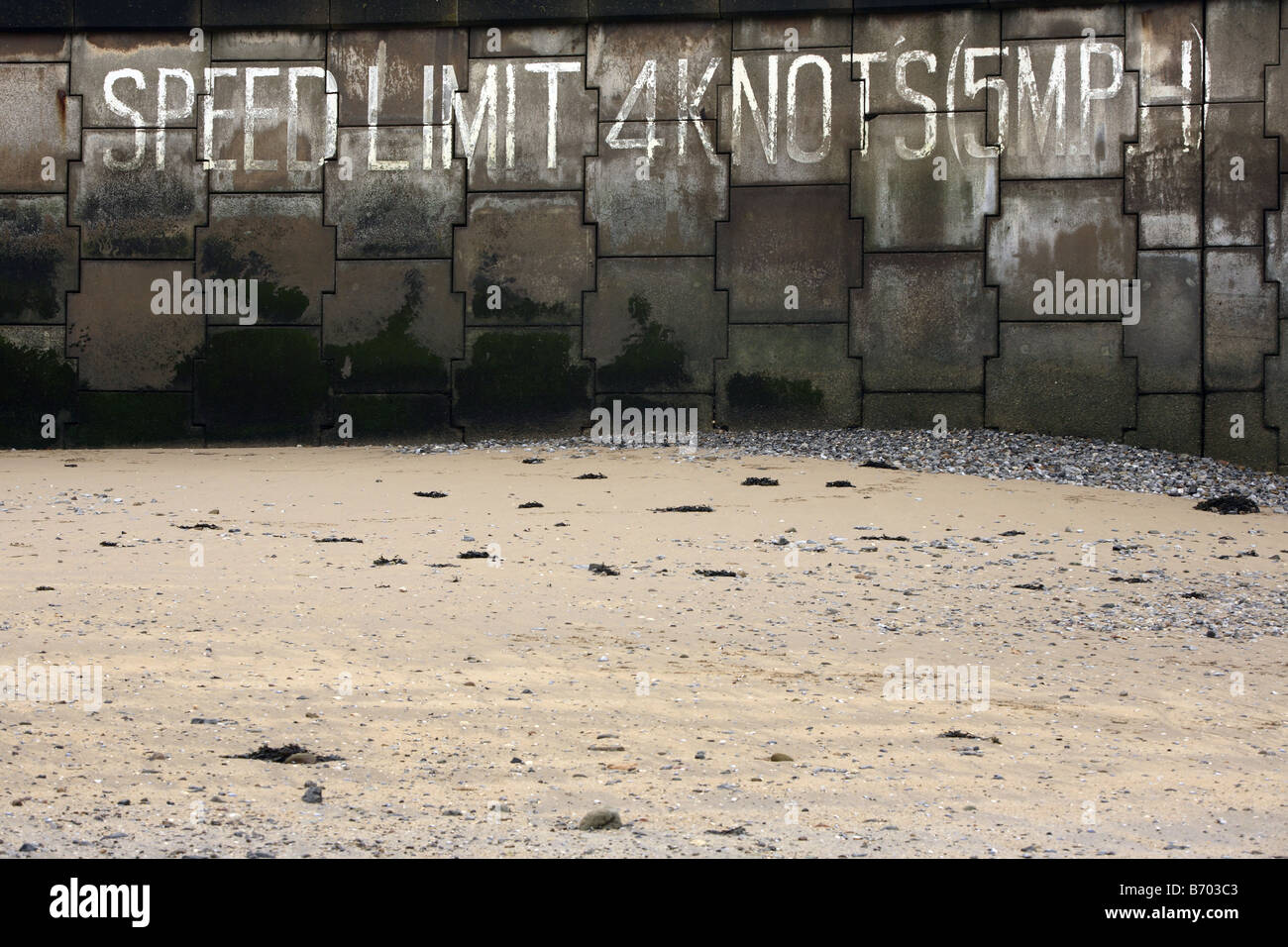 Speed limit wales hi-res stock photography and images - Alamy