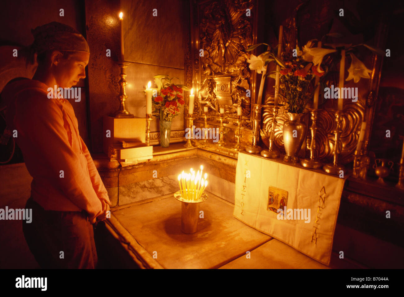 Church of holy sepulchre tomb hi-res stock photography and images - Alamy