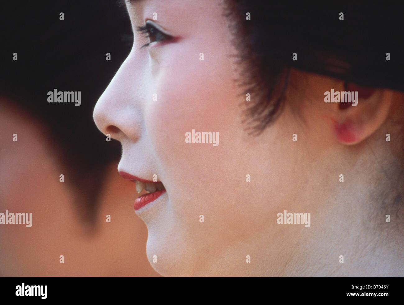 Geisha close up hi-res stock photography and images - Alamy