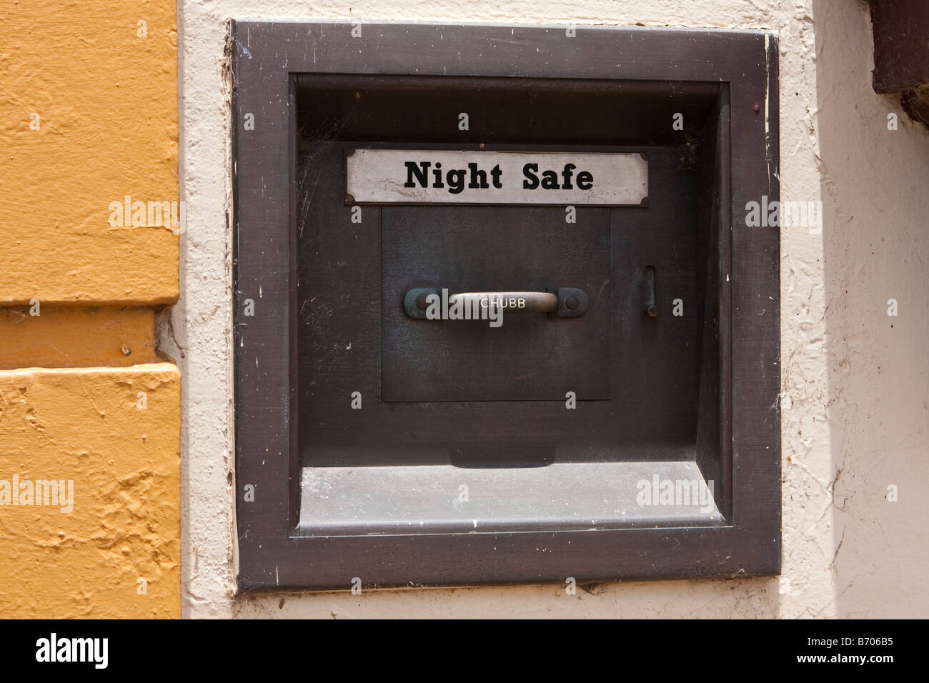 An old night safe Stock Photo - Alamy