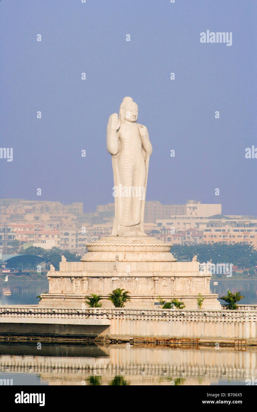 Hussain sagar lake hi-res stock photography and images - Alamy