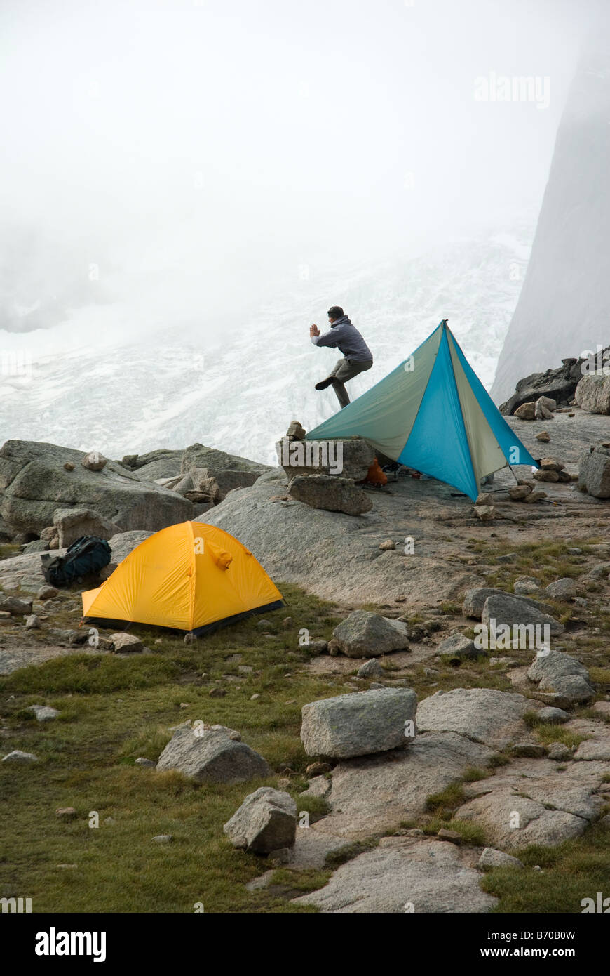 Man scenic campsite bugaboos provincial hi-res stock photography and ...