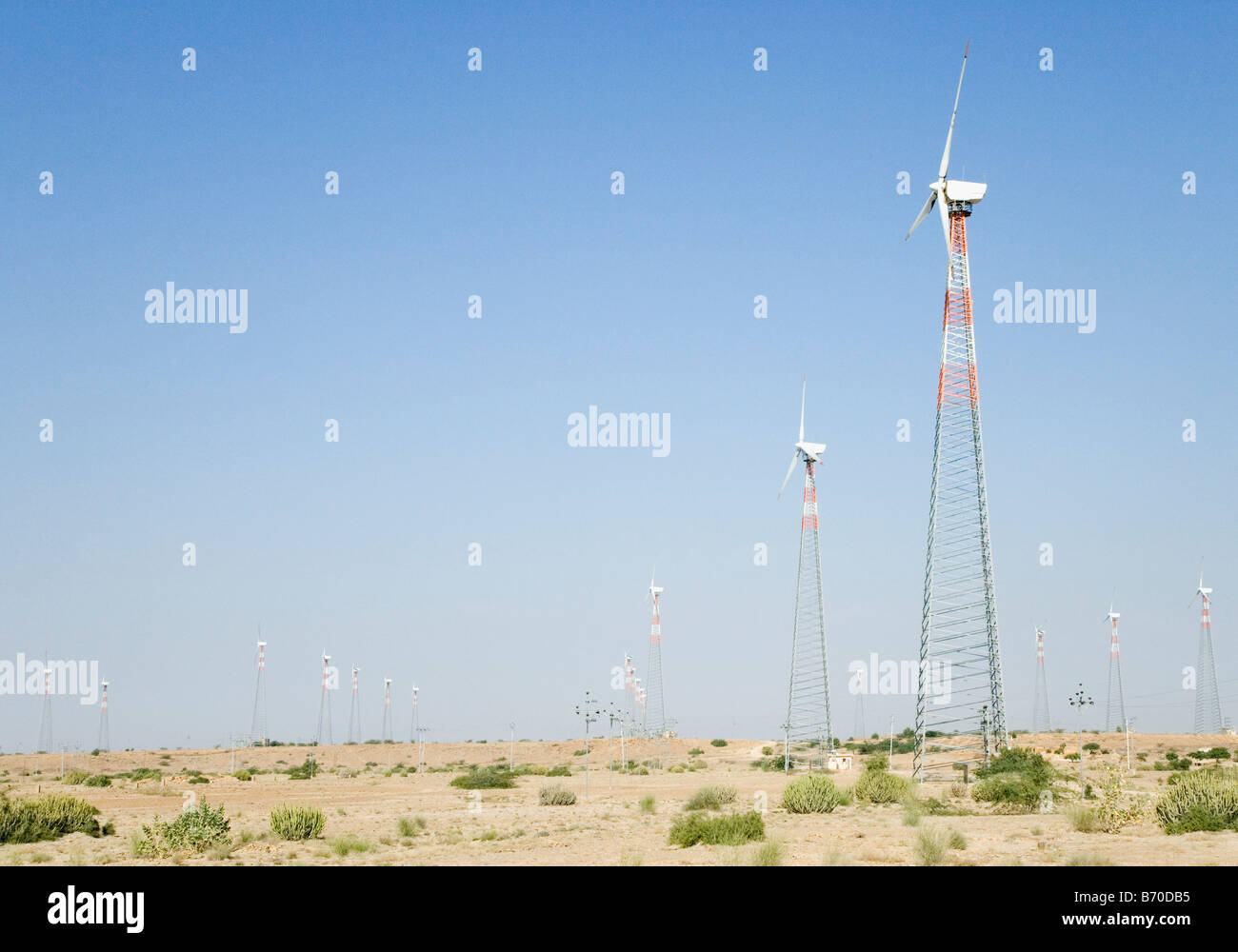 Wind turbines in a field, Jaisalmer, Rajasthan, India Stock Photo - Alamy