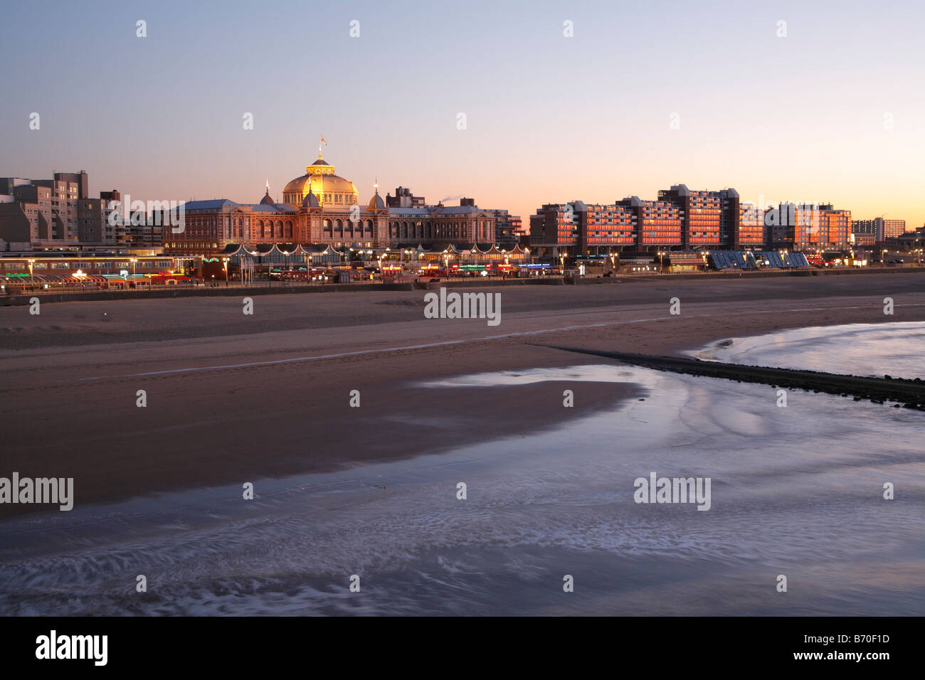 Scheveningen beach night hague netherlands hi-res stock photography and ...
