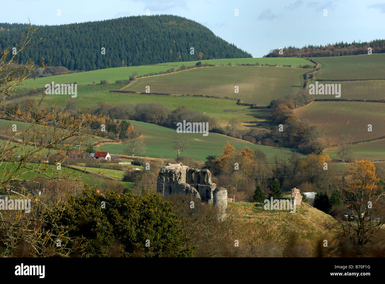 Clun Castle, Shropshire, England Stock Photo - Alamy