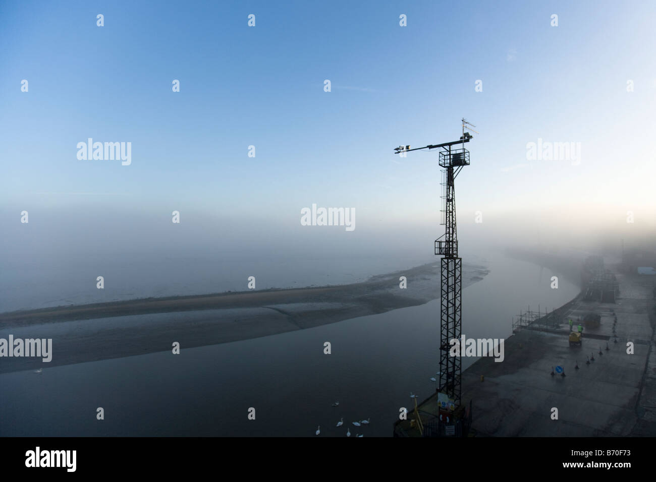 Port mistley gantry hi-res stock photography and images - Alamy