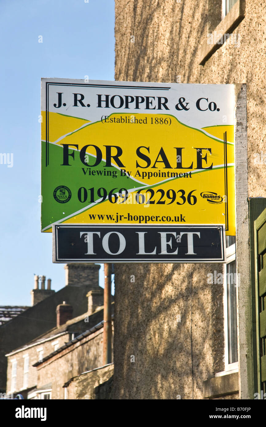 House to let board hi-res stock photography and images - Alamy