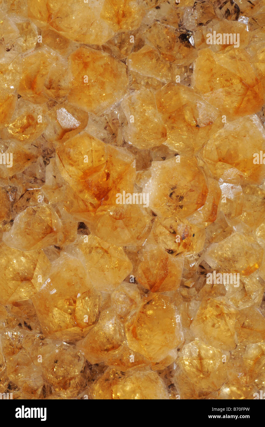 Variety of the mineral quartz hi-res stock photography and images - Alamy
