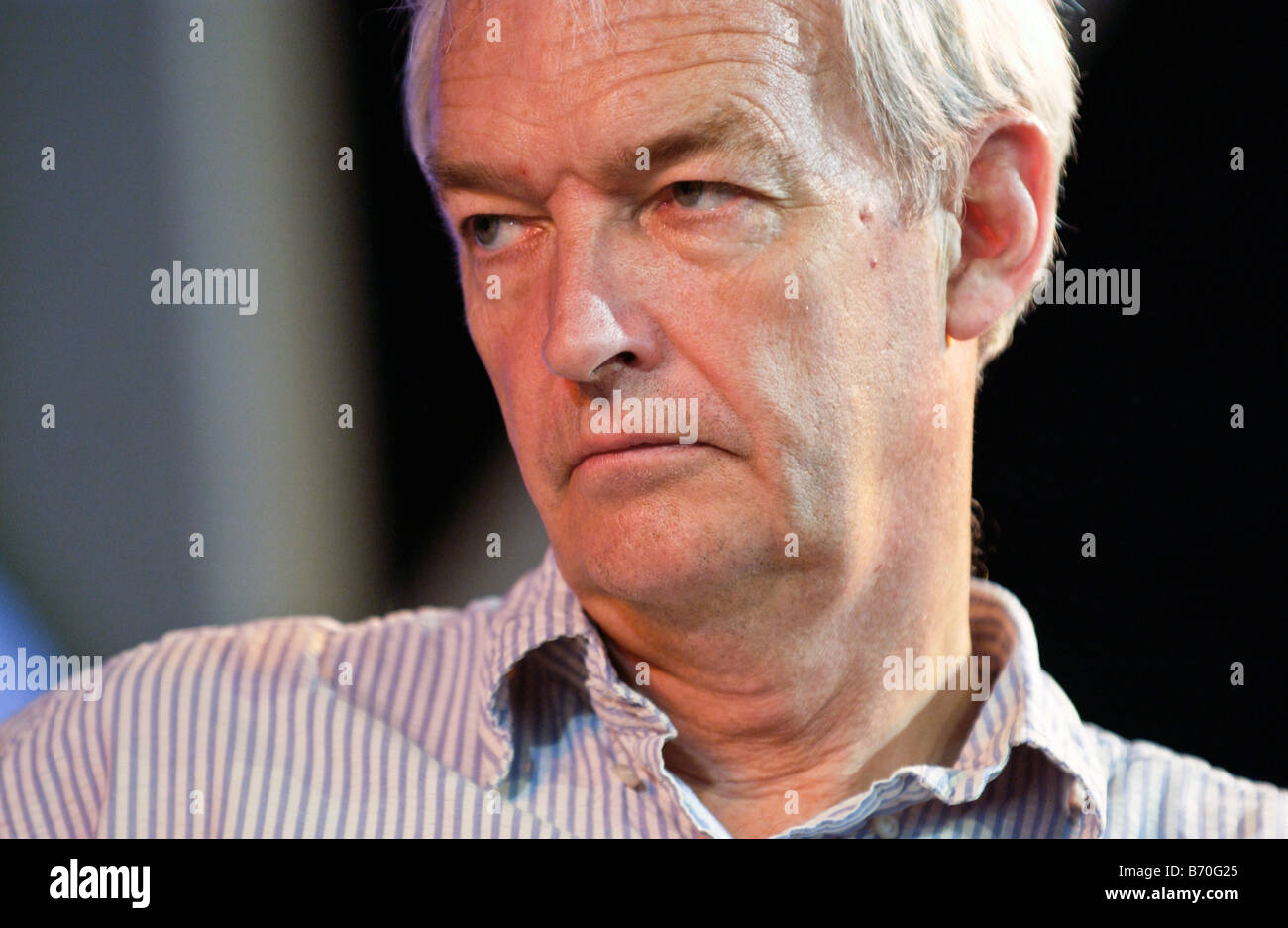 Jon snow tv presenter hi-res stock photography and images - Alamy