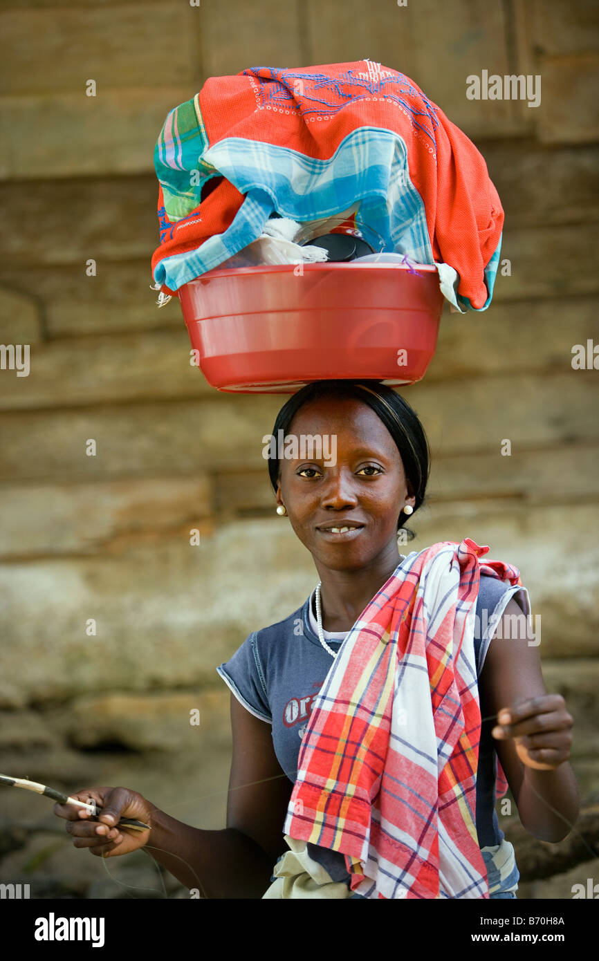 Suriname, Laduani, at the bank of the Boven Suriname river. Woman from ...