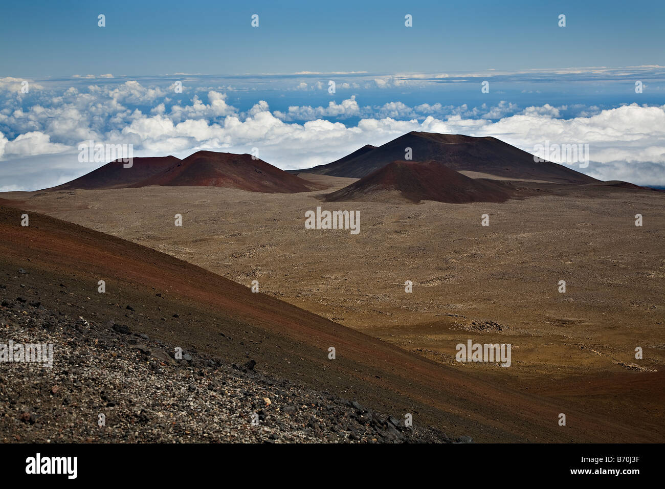 Volcanic cinder cones on the summit of Mauna Kea, Hawaii Stock Photo ...