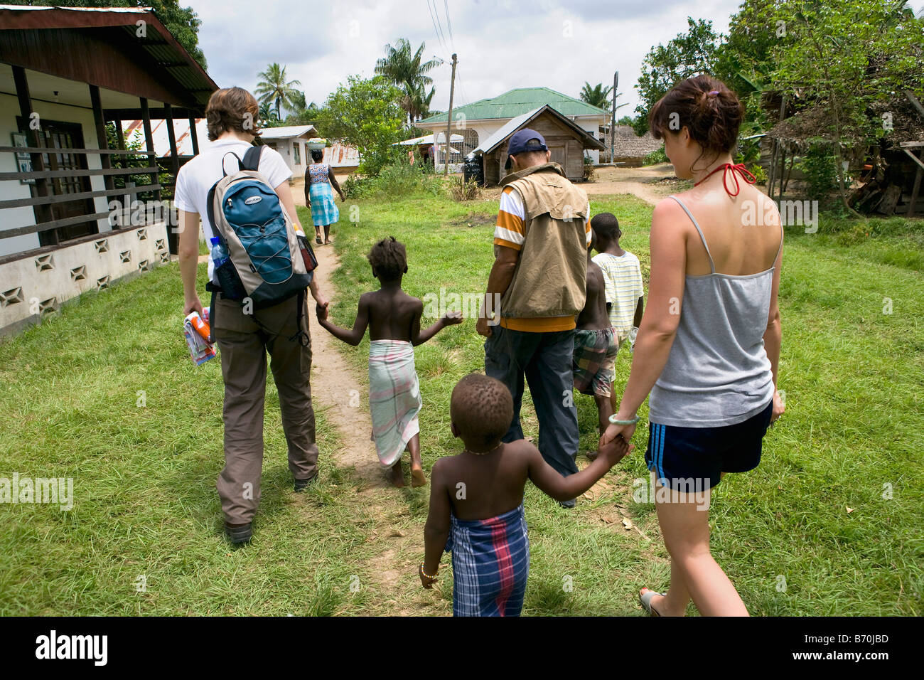 Suriname, Laduani, at the bank of the Boven Suriname river. Tourists ...