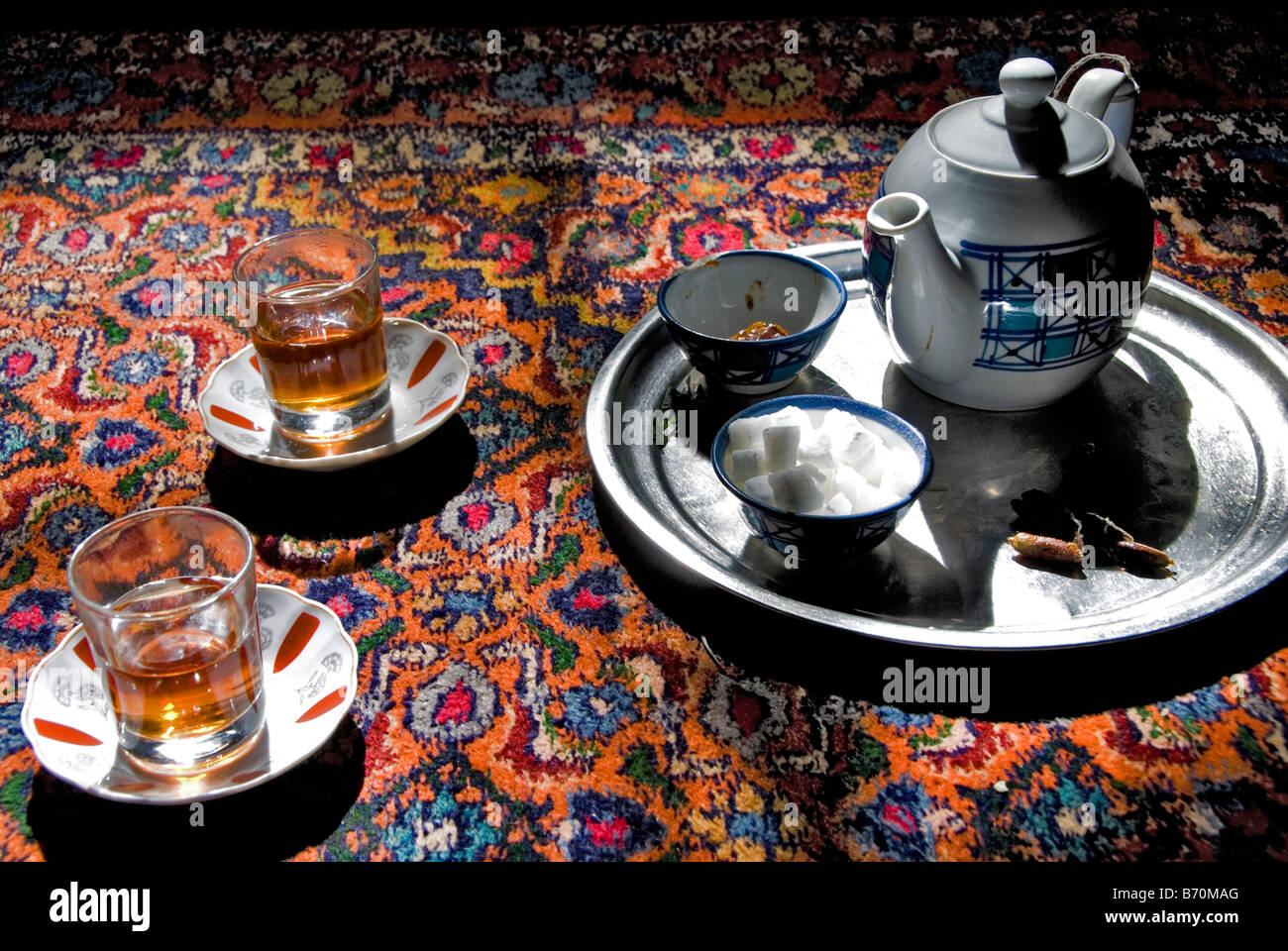 Iran persia pot hi-res stock photography and images - Alamy