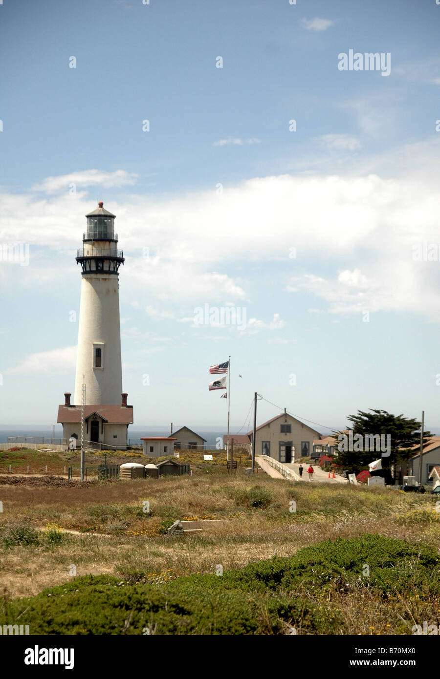 Pigeon island lighthouse hi-res stock photography and images - Alamy