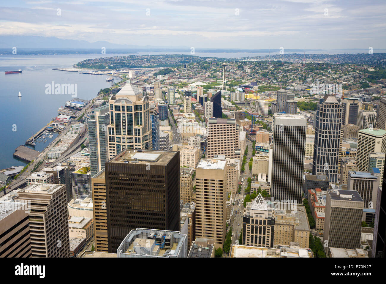 View from smith tower seattle hi-res stock photography and images - Alamy