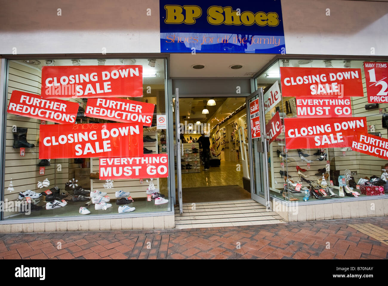 Derby high street hi-res stock photography and images - Alamy