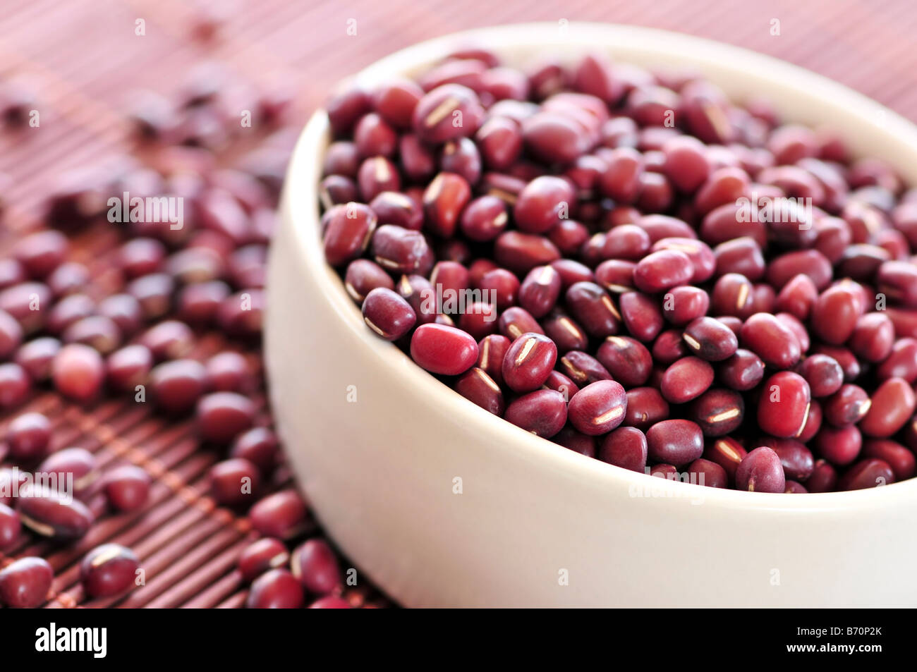 Dry red adzuki beans in a bowl Stock Photo - Alamy