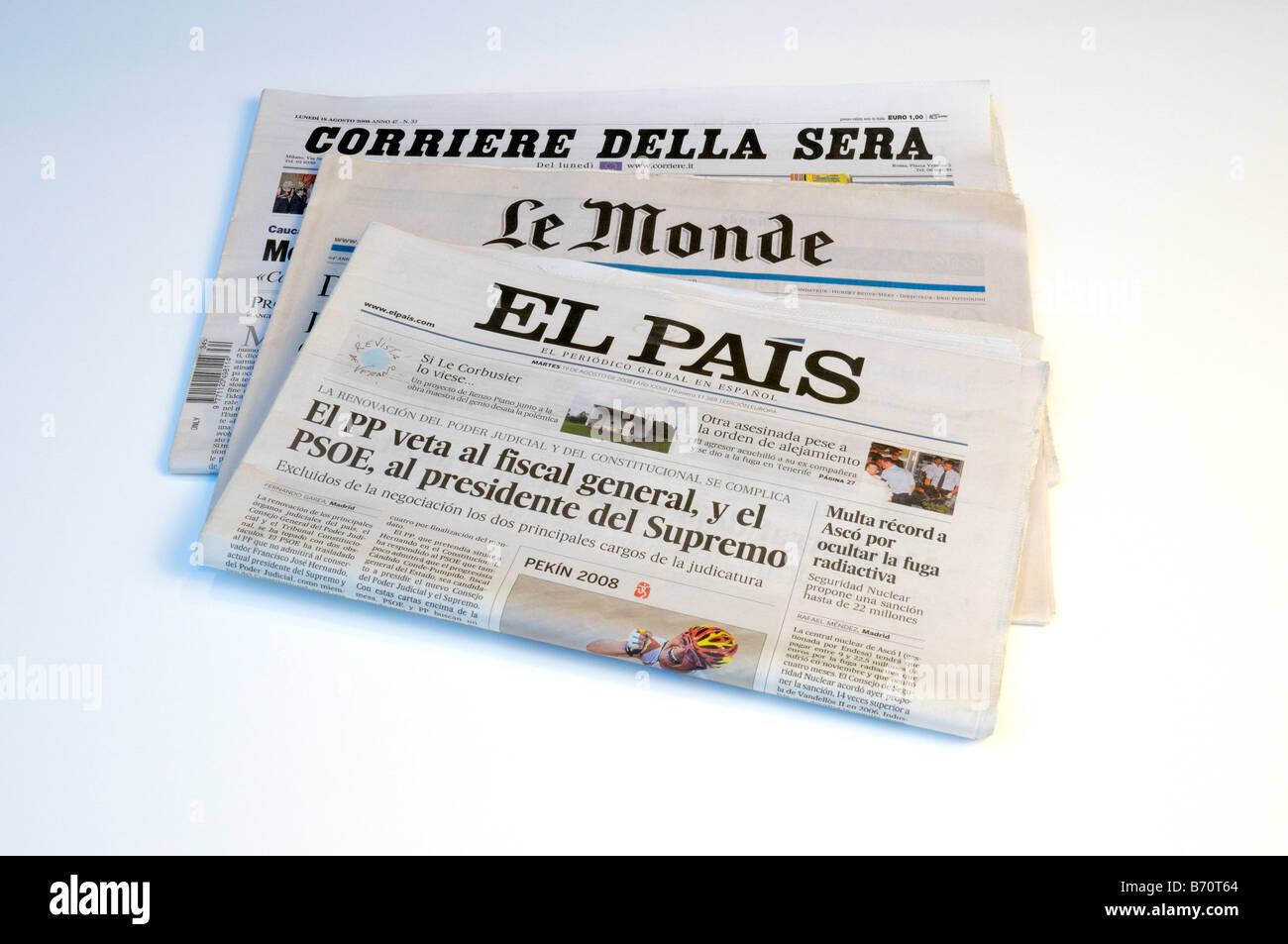 French Newspaper High Resolution Stock Photography and Images - Alamy